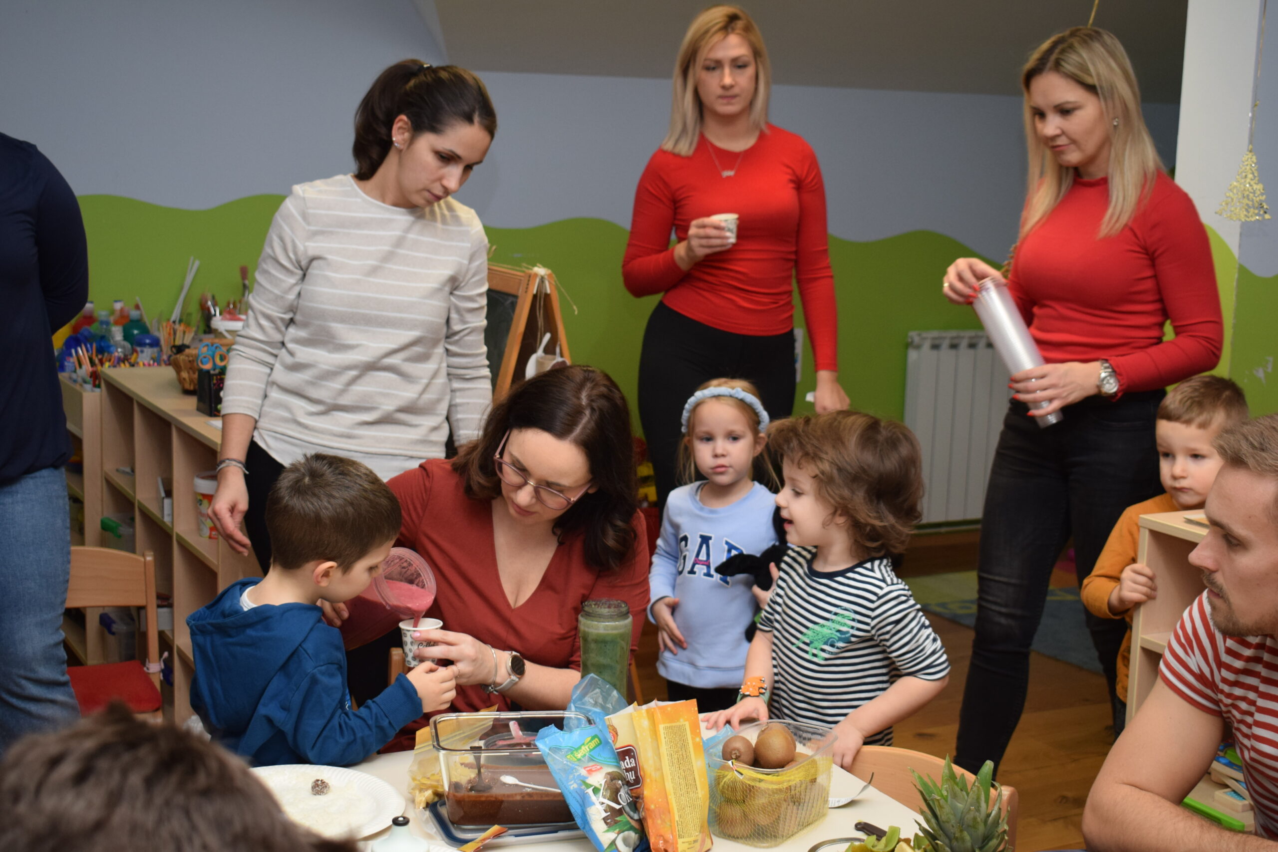 „VESELI BOŽIĆNI PARTY“ – Dječji vrtić "Maslačak"