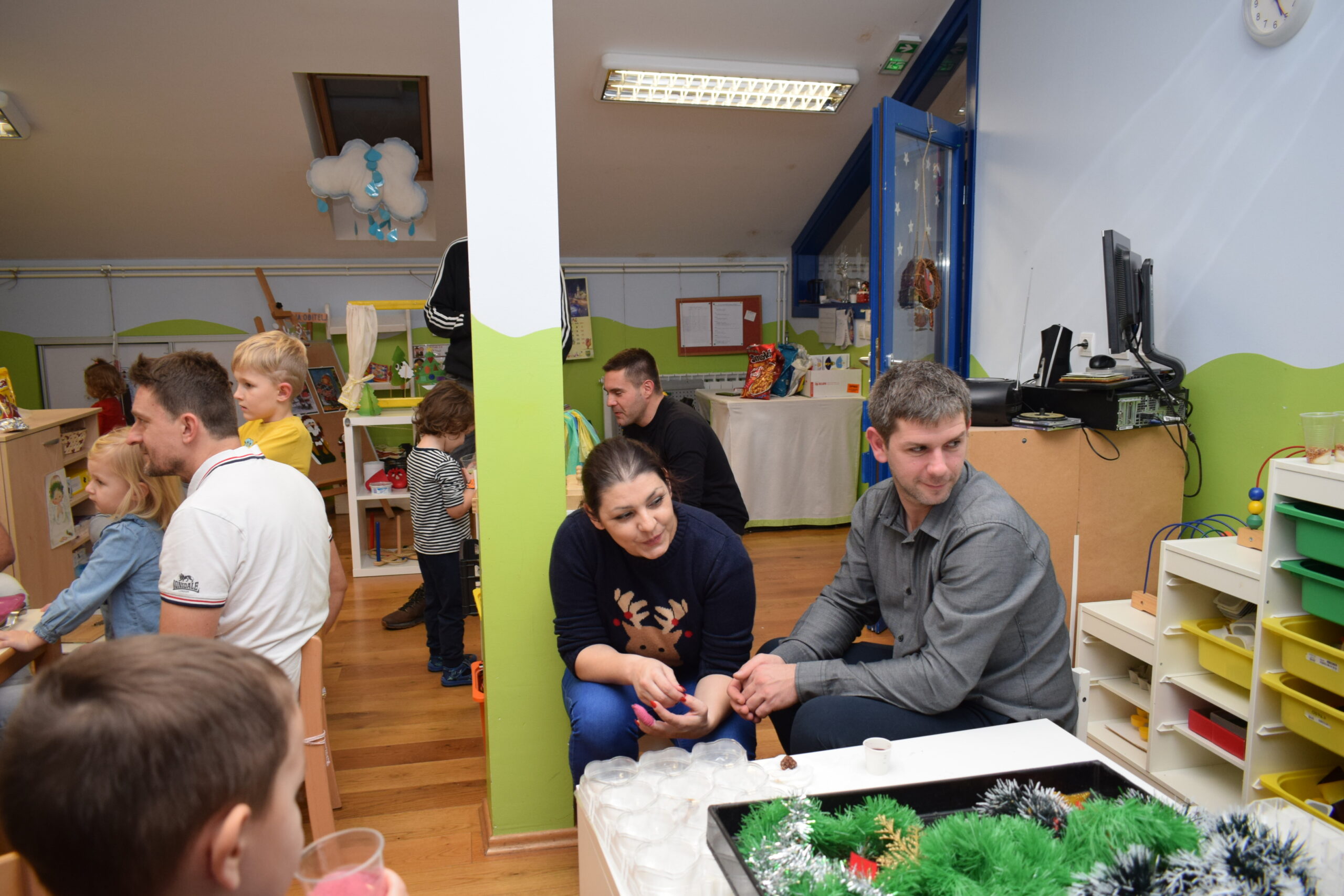 „VESELI BOŽIĆNI PARTY“ – Dječji vrtić "Maslačak"